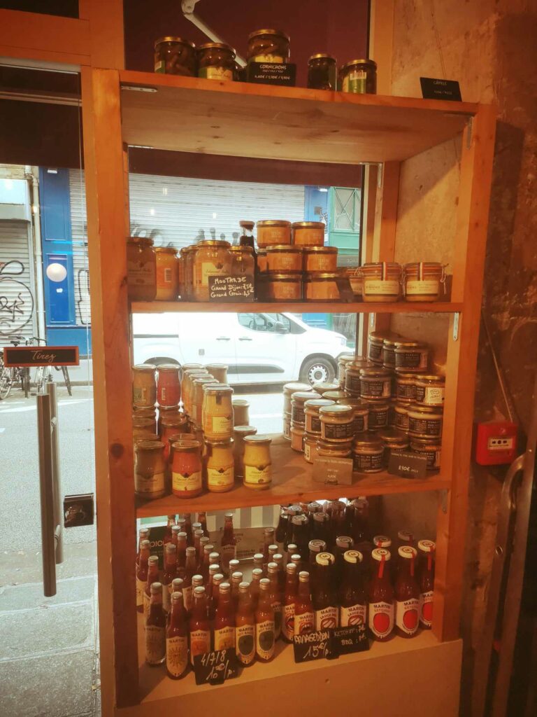 Bidoche is more than a butchery but a premium meat restaurant in Paris ...